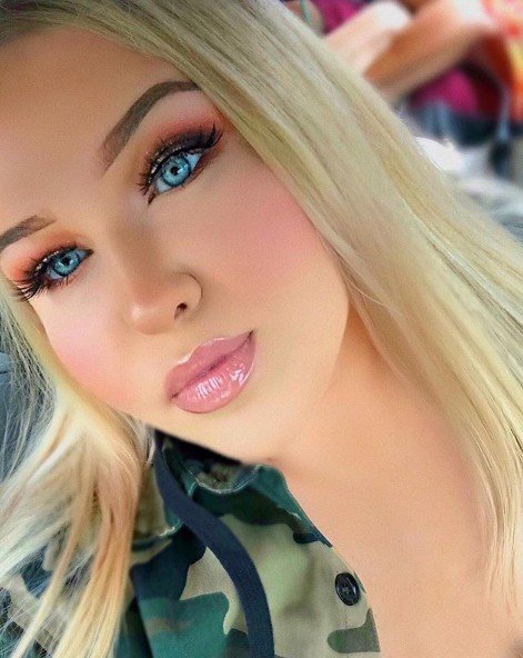 Mandy Blanco Biography - Age - MyBioHub