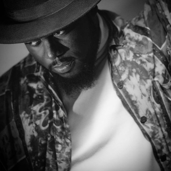 Ayoola Ayoola Biography - Age, Wife, Son, Songs - MyBioHub